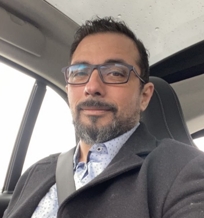 À propos – Carlos RIBEIRO "Analyste émotionnel"